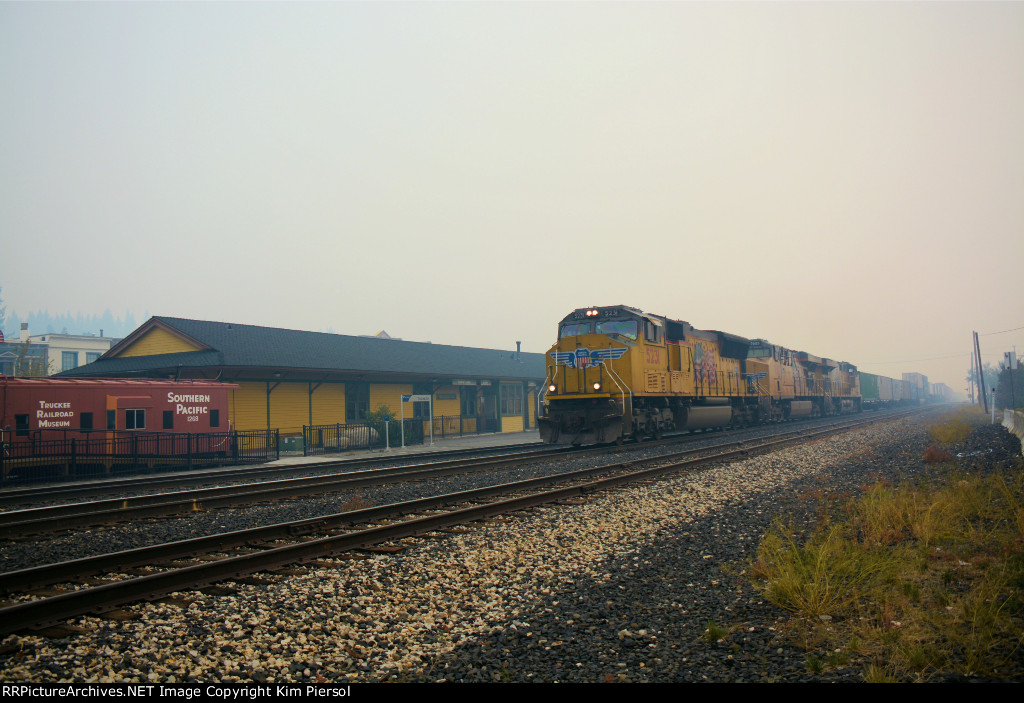 Smoke from King Fire Rolls Into Truckee